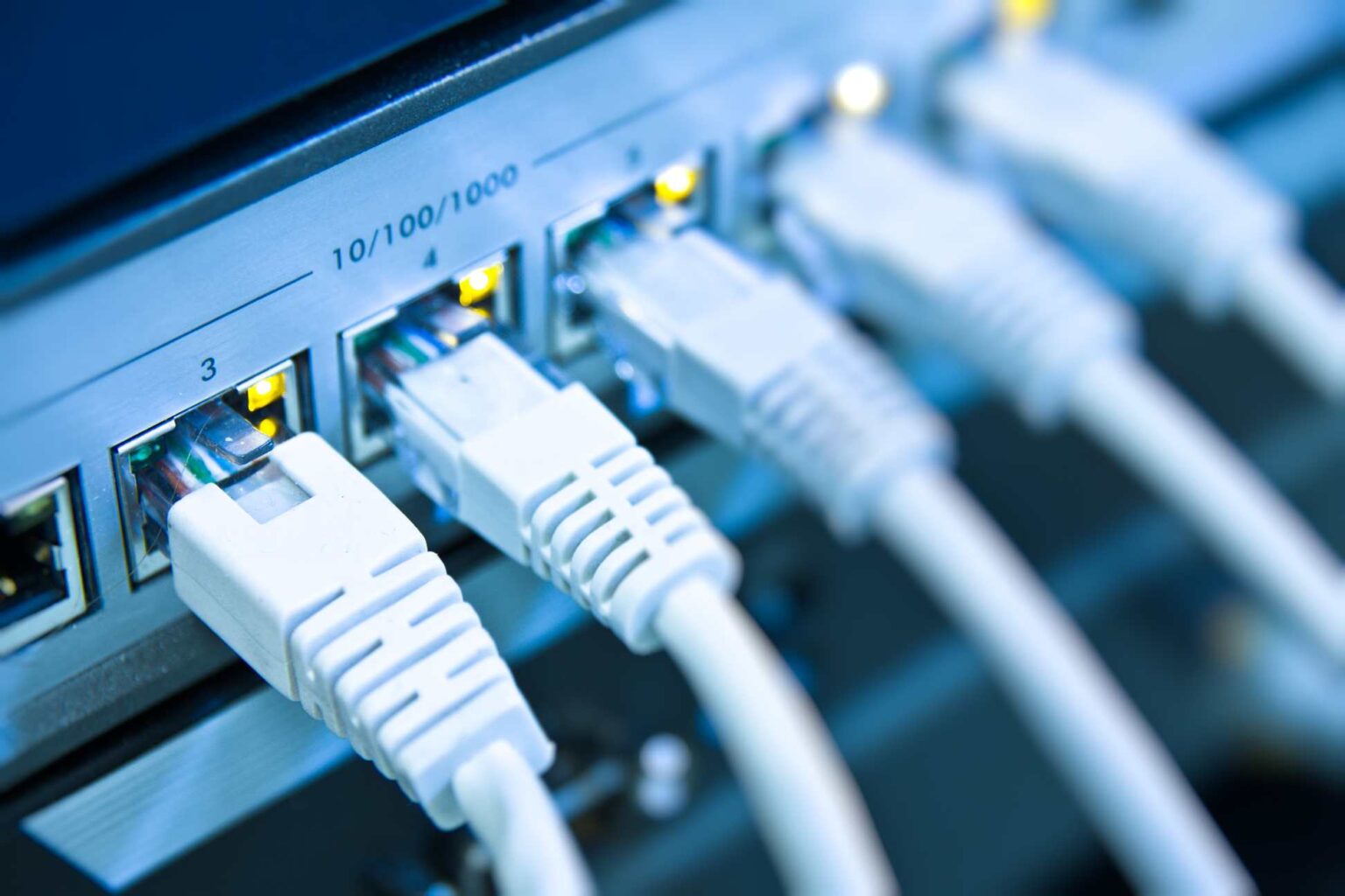 Listado de usuario y contraseña predeterminada de todos los routers ...